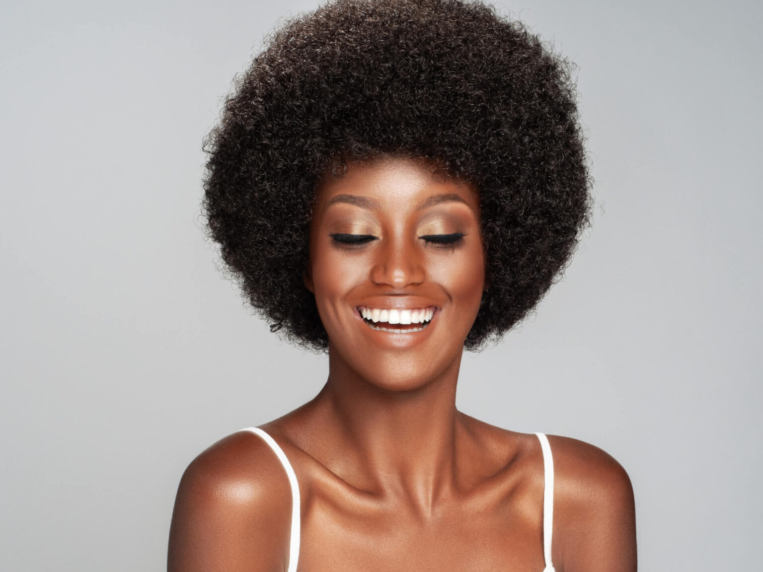 Hair care products for dry hair: your guide to moisturized and shiny ...